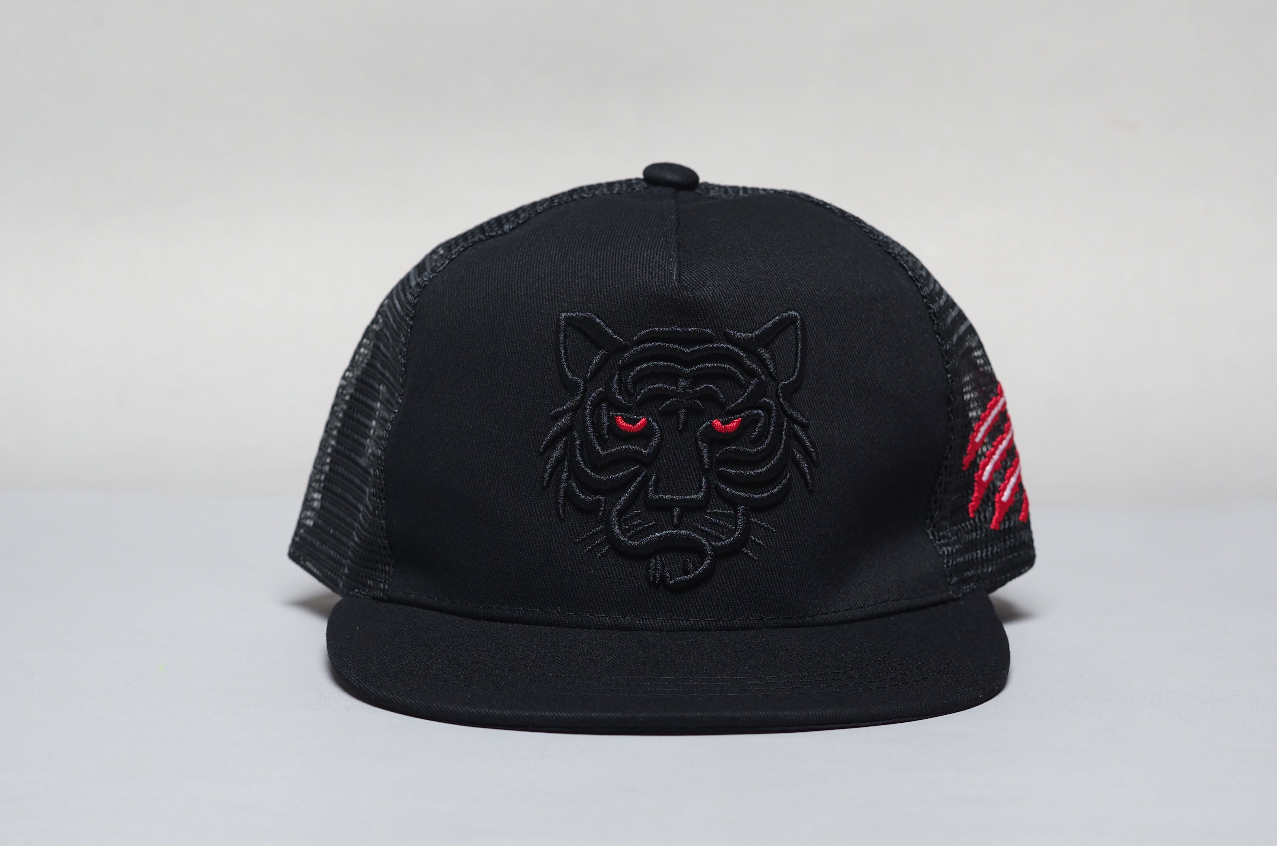 Red Claw Cap – MSTRR